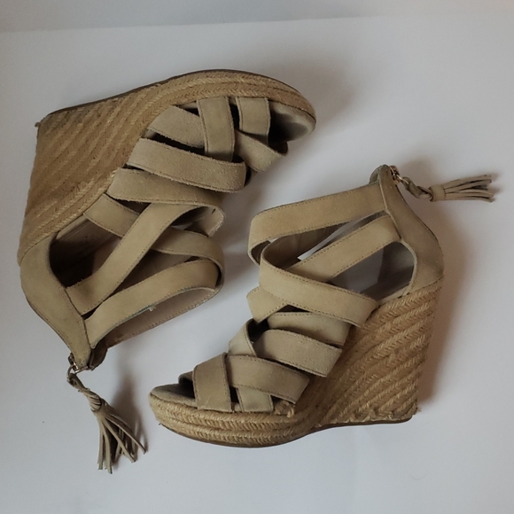 Dolce Vita | Shoes | Dolce Vita Tan Suede Wedge Sandals Size 35 5 ...